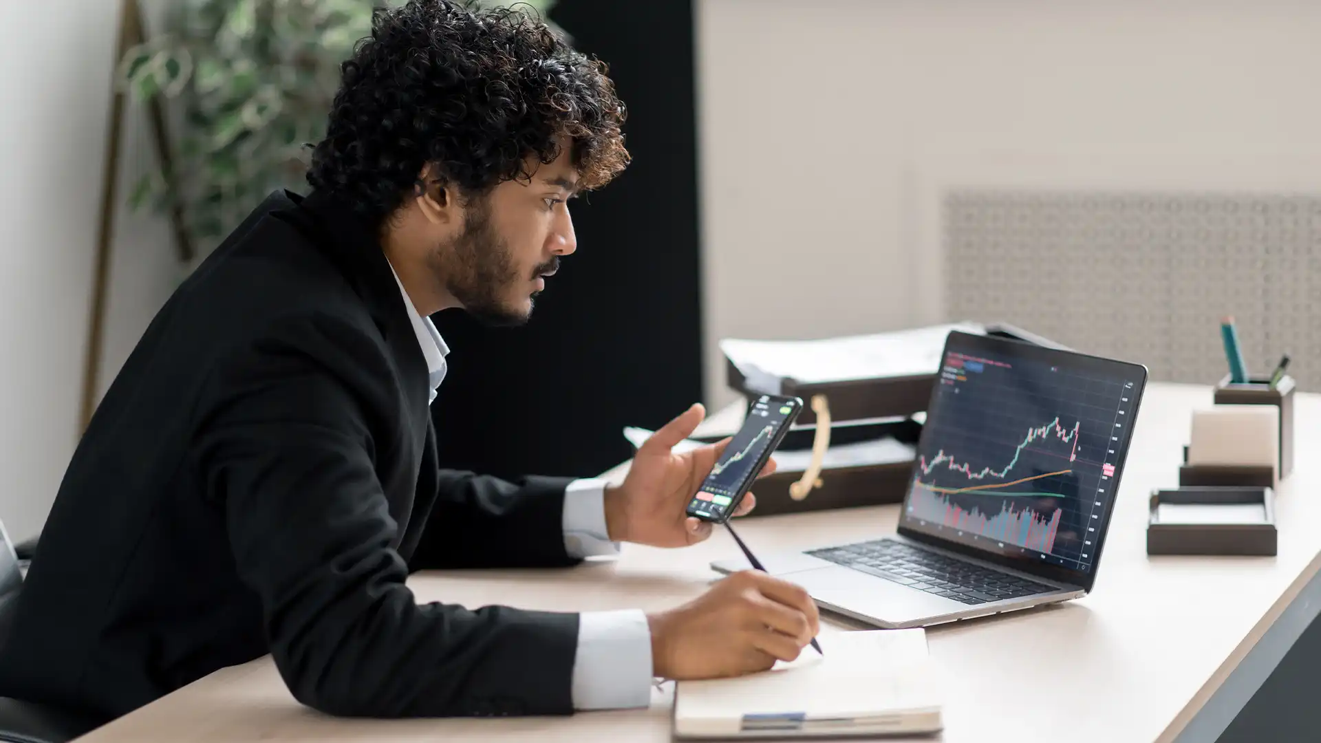“Higher For Longer” — How To Invest In 2024 With High Interest Rates ...