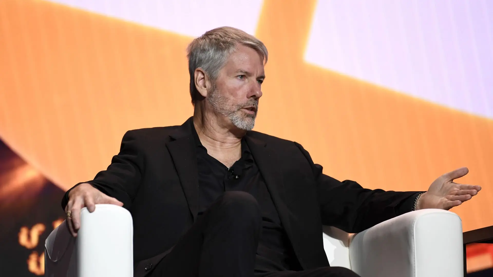 Michael Saylor Suggests ‘Buy Bitcoin, Not MSFT,' as Microsoft Mulls ...