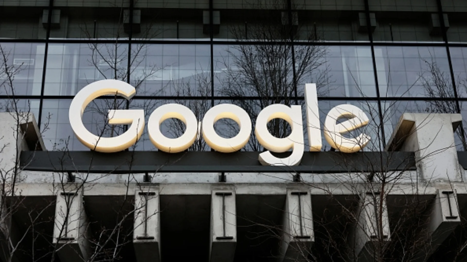 Google Play Store's New Crypto Wallet Rules: What US & EU Users Must Know