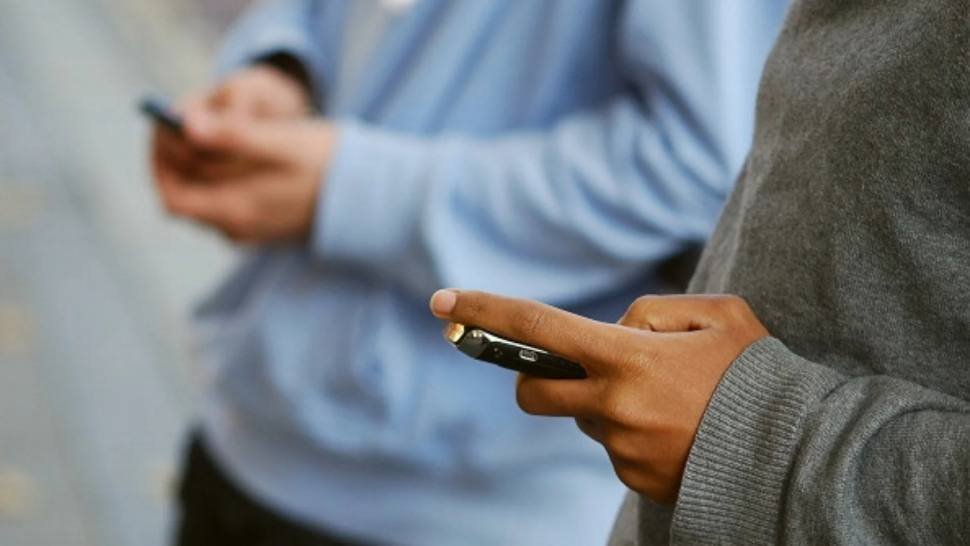 Meta Expands Teen Safety Features on Instagram in Response to Online ...